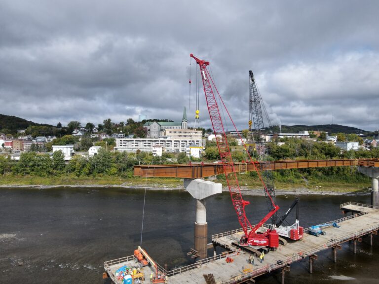 Crosby IPBCNS beam clamps utilized on Madawaska International Bridge ...